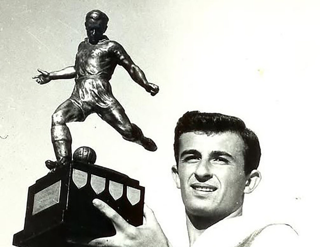 Former Hibernians and Malta defender Louis Theobald dies, aged 86