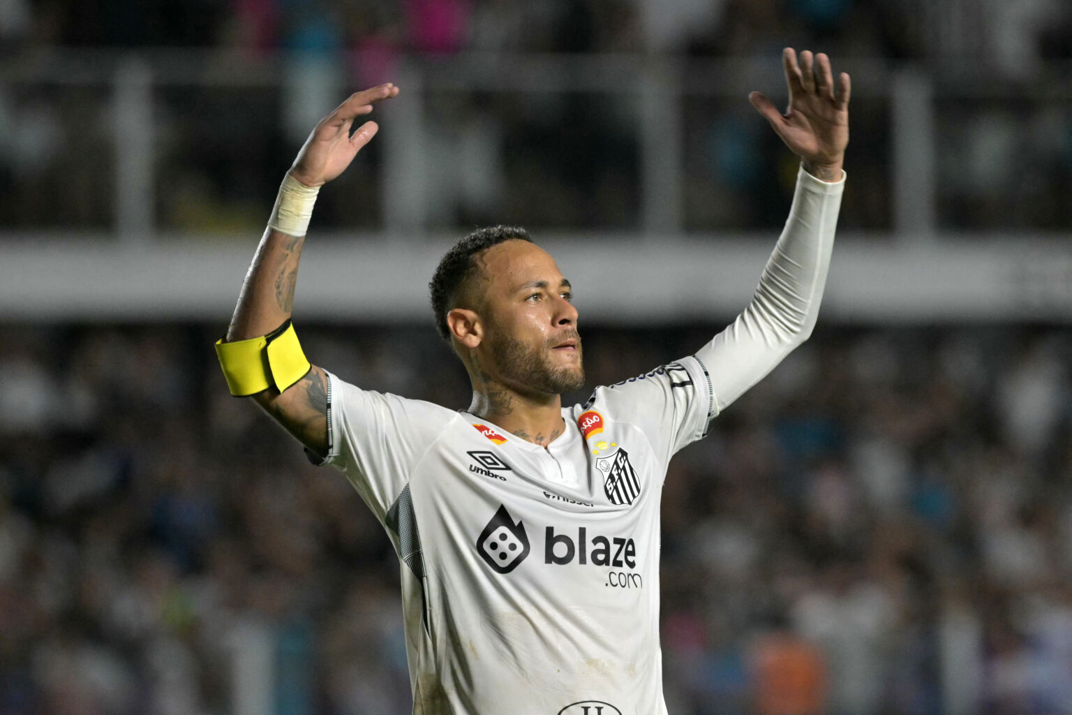 Neymar undergoes surgery for meniscus injury