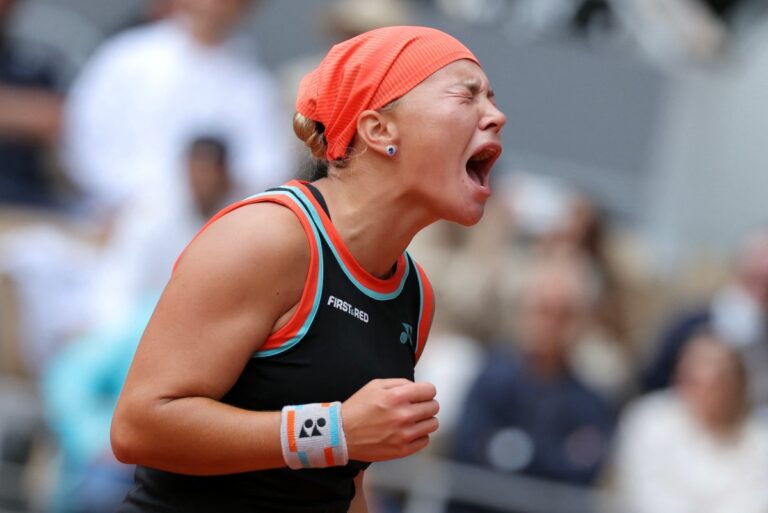 Sabalenka crumbles to French Open quarter-final defeat by Shnaider