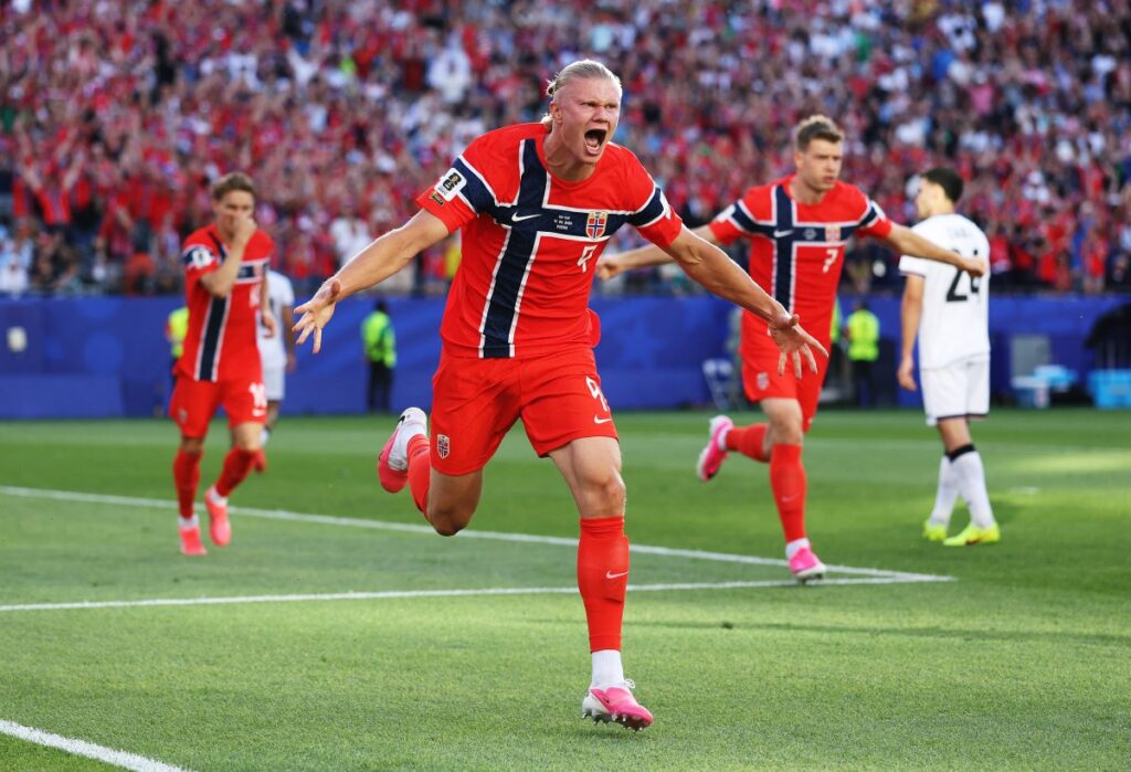 Haaland double powers Norway to World Cup win over Iraq