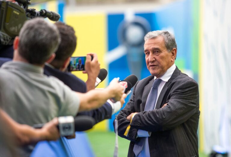 Brazil ex-coach Parreira in intensive care: hospital